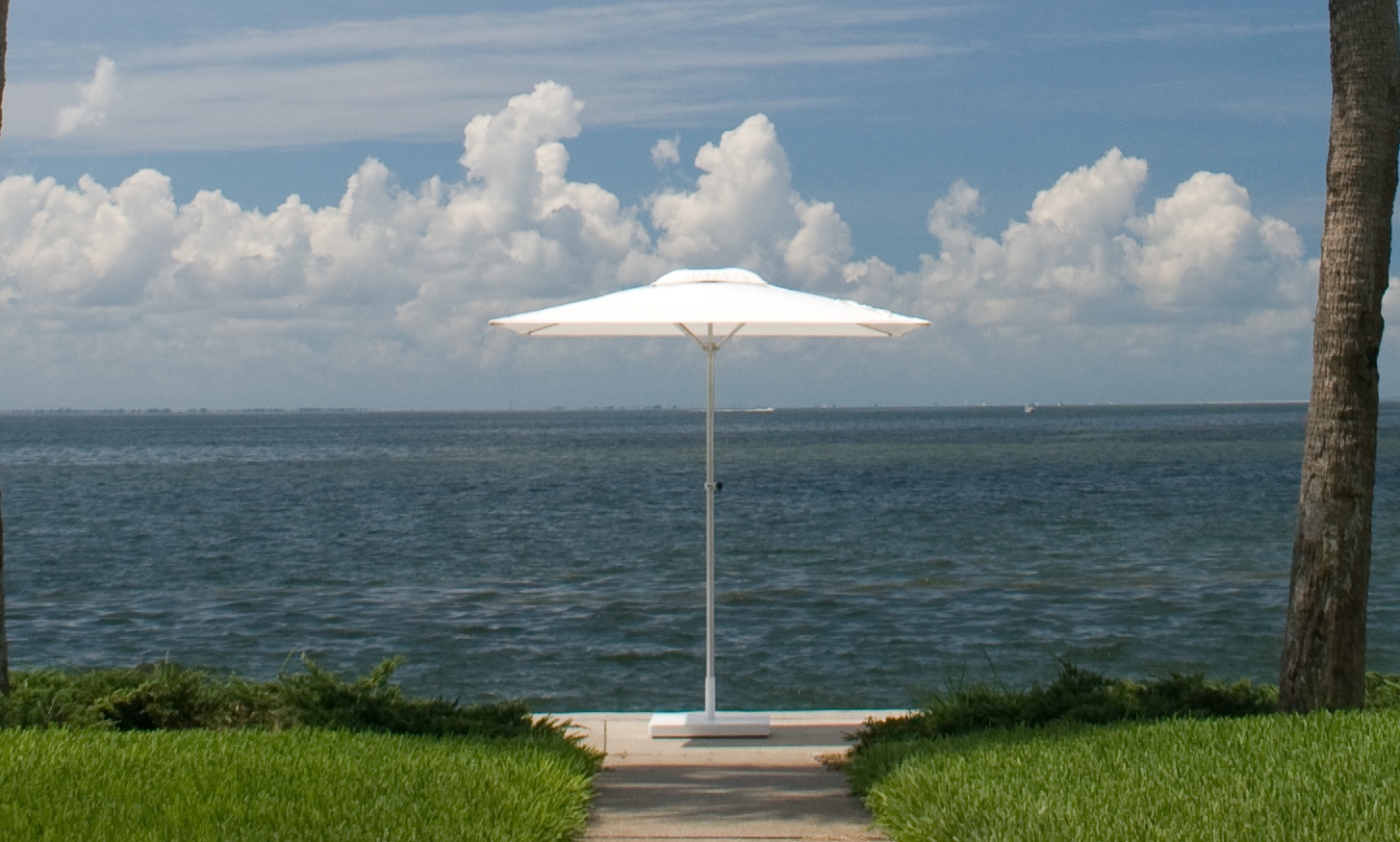 8 Ft Commercial Outdoor Umbrellas | American Holtzkraft